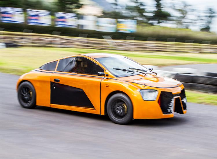 Eolo: el coche eléctrico colombiano que se recarga con energía eólica