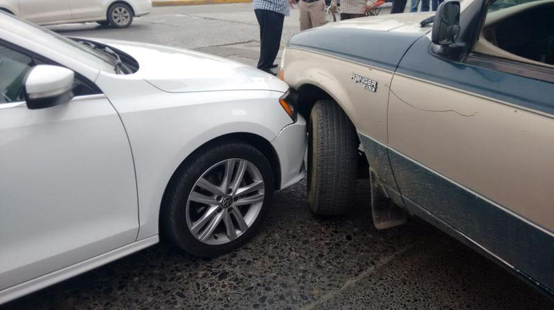 Qué Hacer En Caso De Choque Sin Seguro